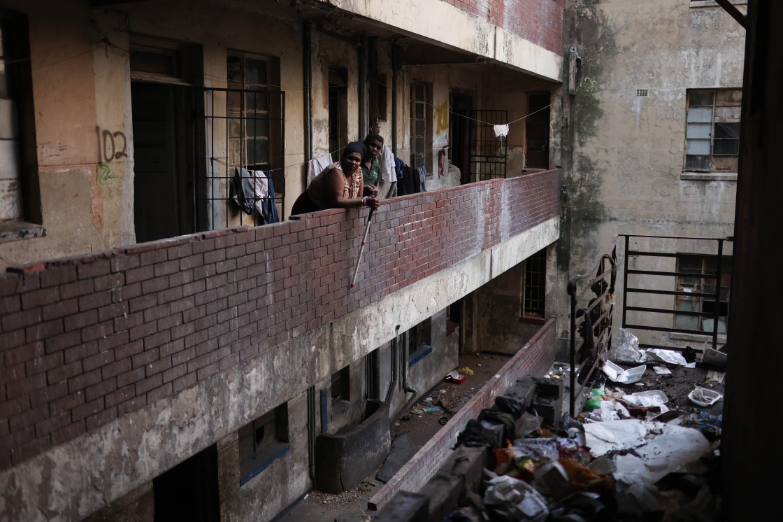 Hillbrow Residents Move 500 Tons Of Trash From Their Derelict Building