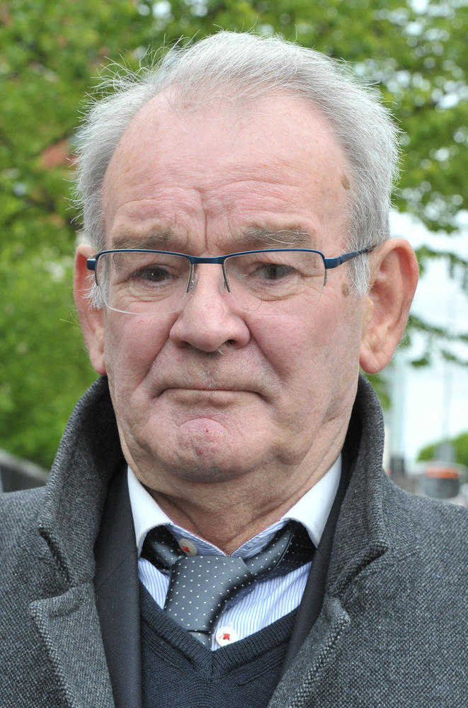 Robert Freeburn's Instagram, Twitter & Facebook on IDCrawl