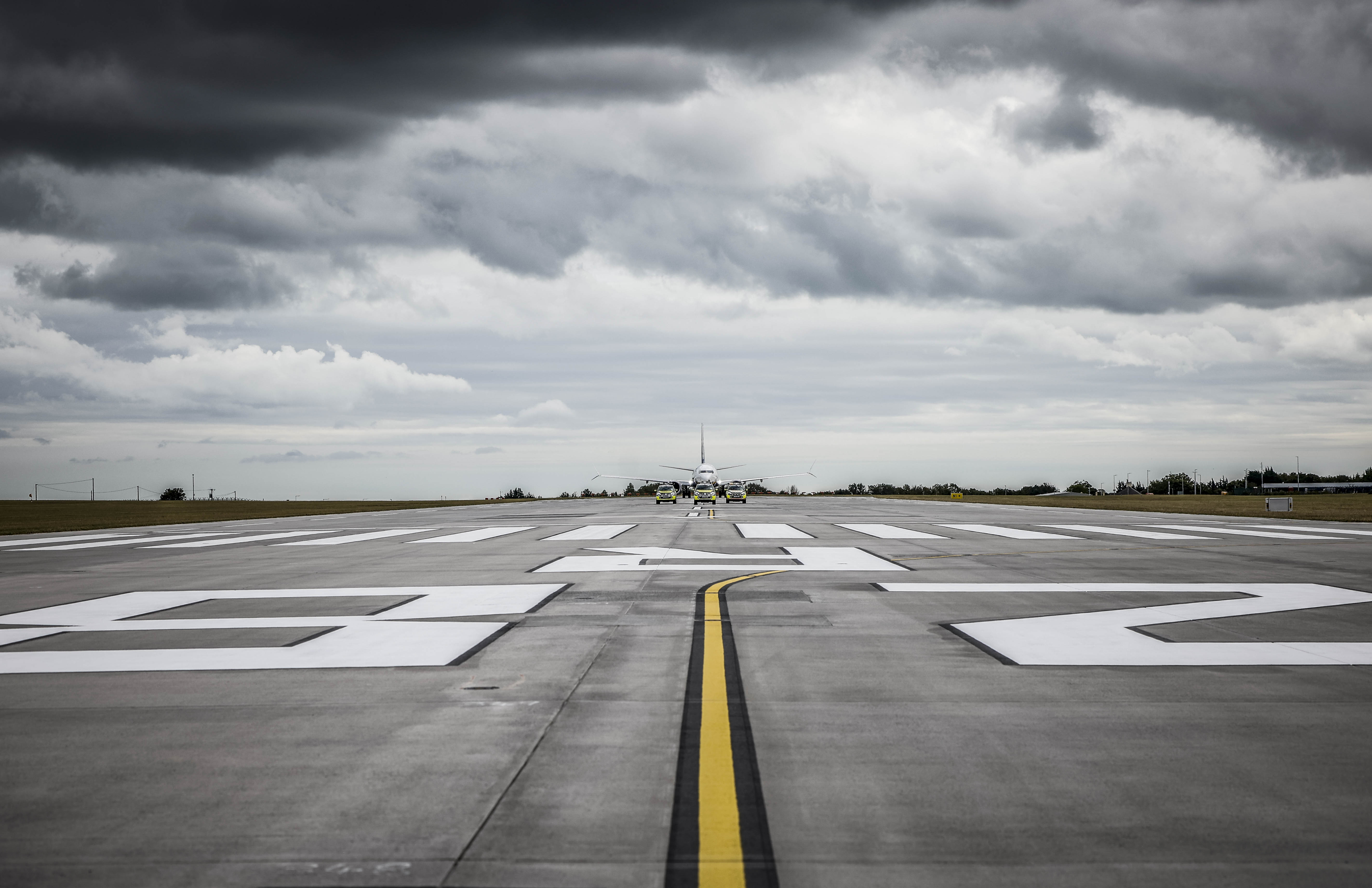 Airport Runway Wallpaper