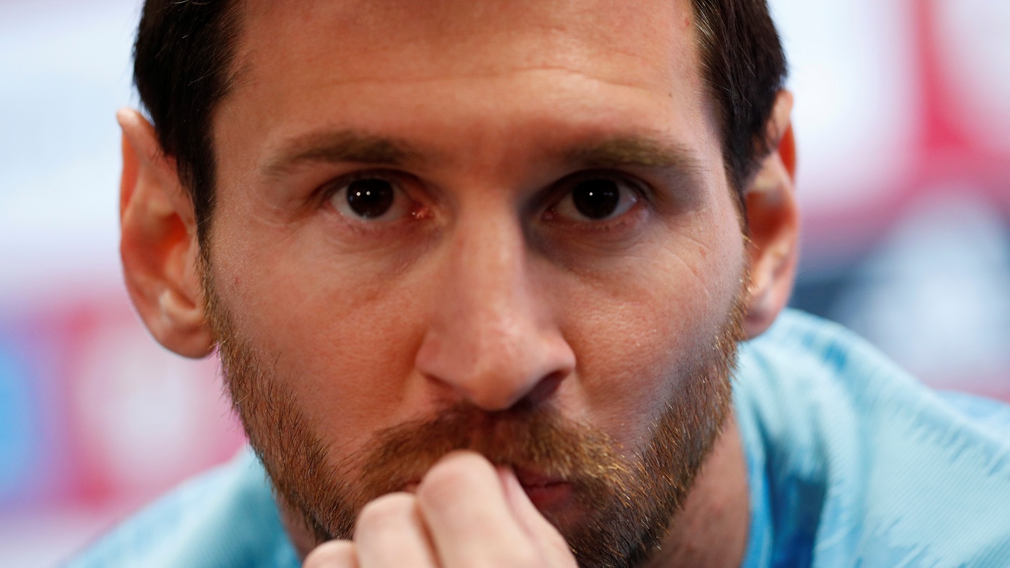 Wanda Land's Instagram, Twitter & Facebook on IDCrawl