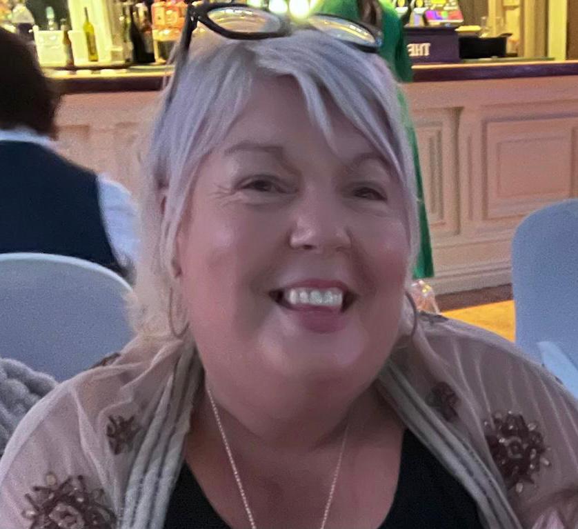 Jeanette Farrell's Instagram, Twitter & Facebook on IDCrawl