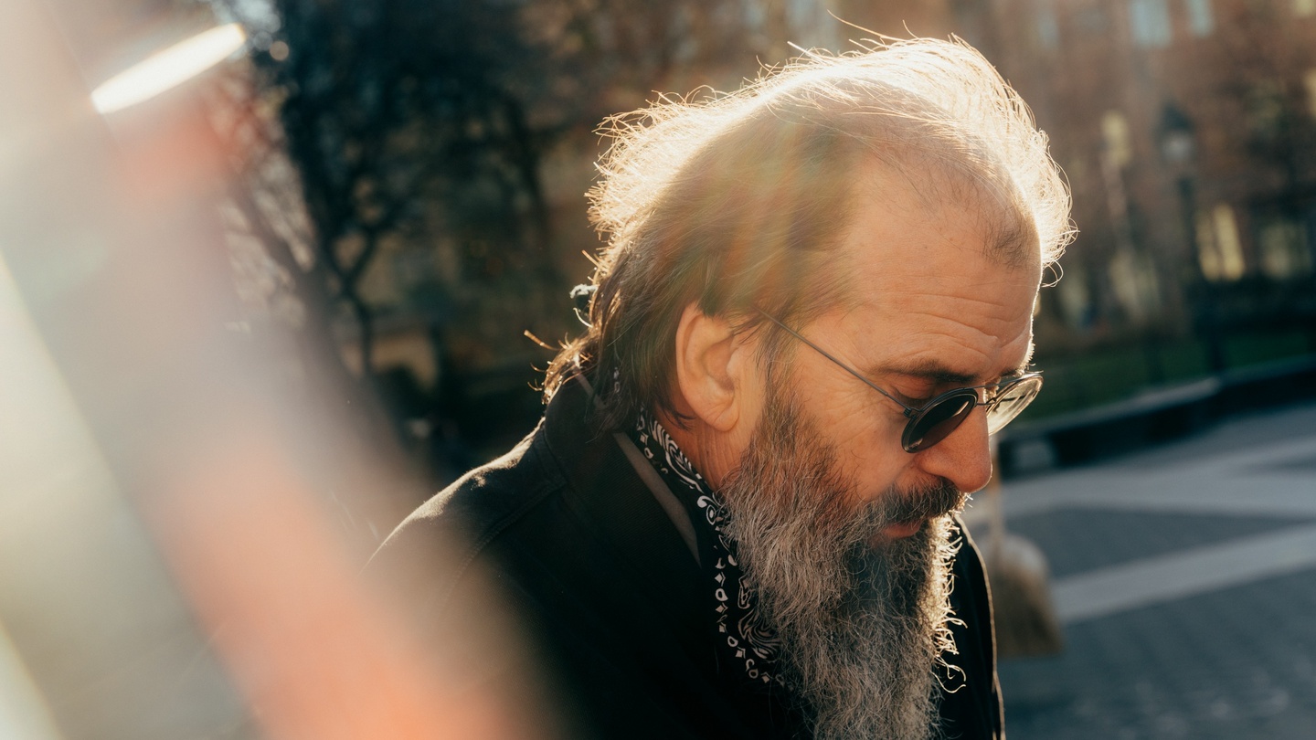 Mark Bez's Instagram, Twitter & Facebook on IDCrawl