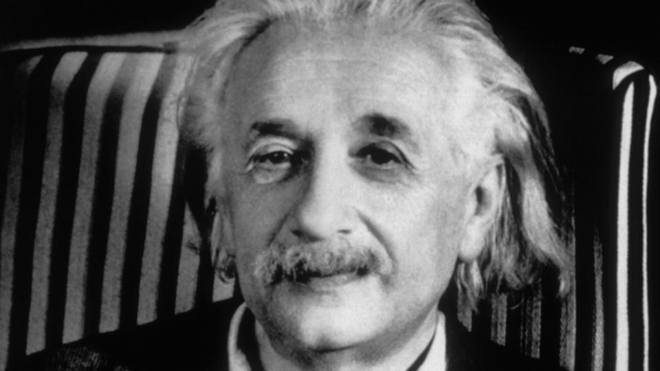 Crann Teaghlaigh Albert Einsteins Saor In Aisce, RTE's New Science