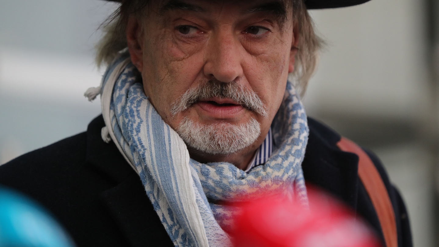 Saffron Thomas's Instagram, Twitter & Facebook on IDCrawl