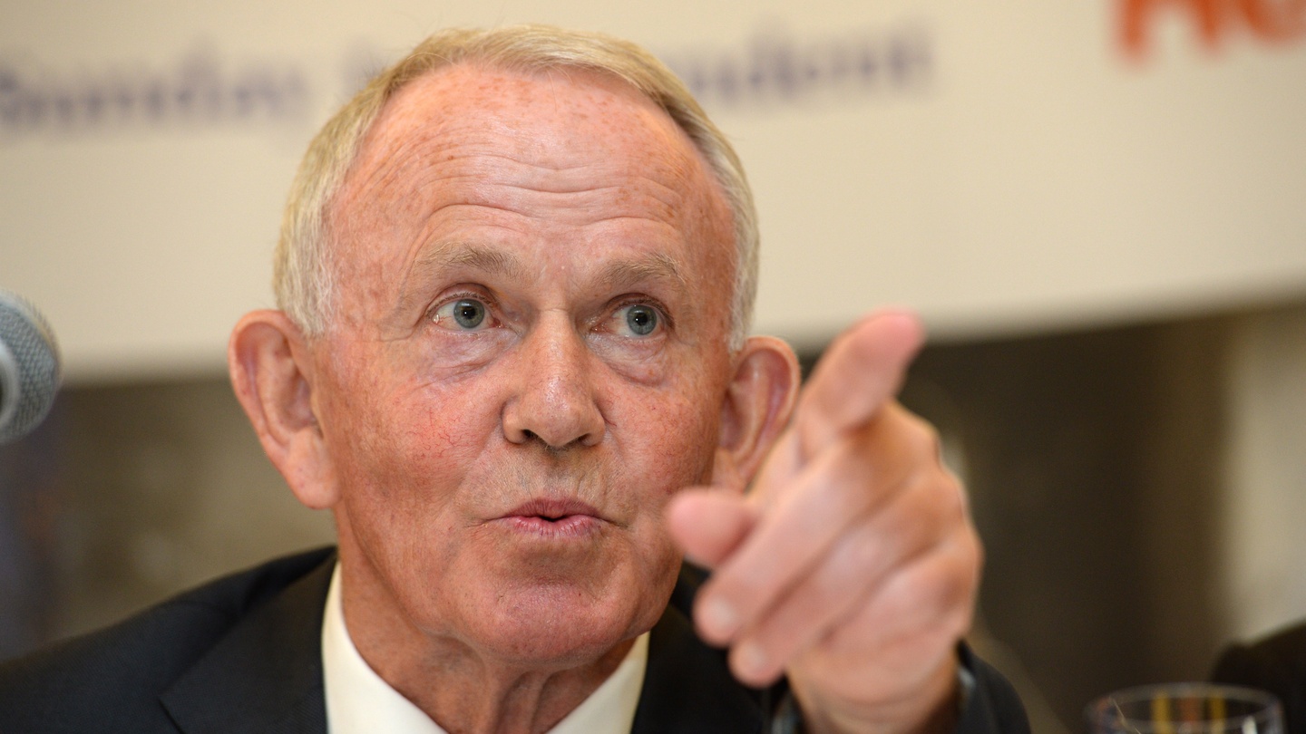 Jerry Conlan's Instagram, Twitter & Facebook on IDCrawl