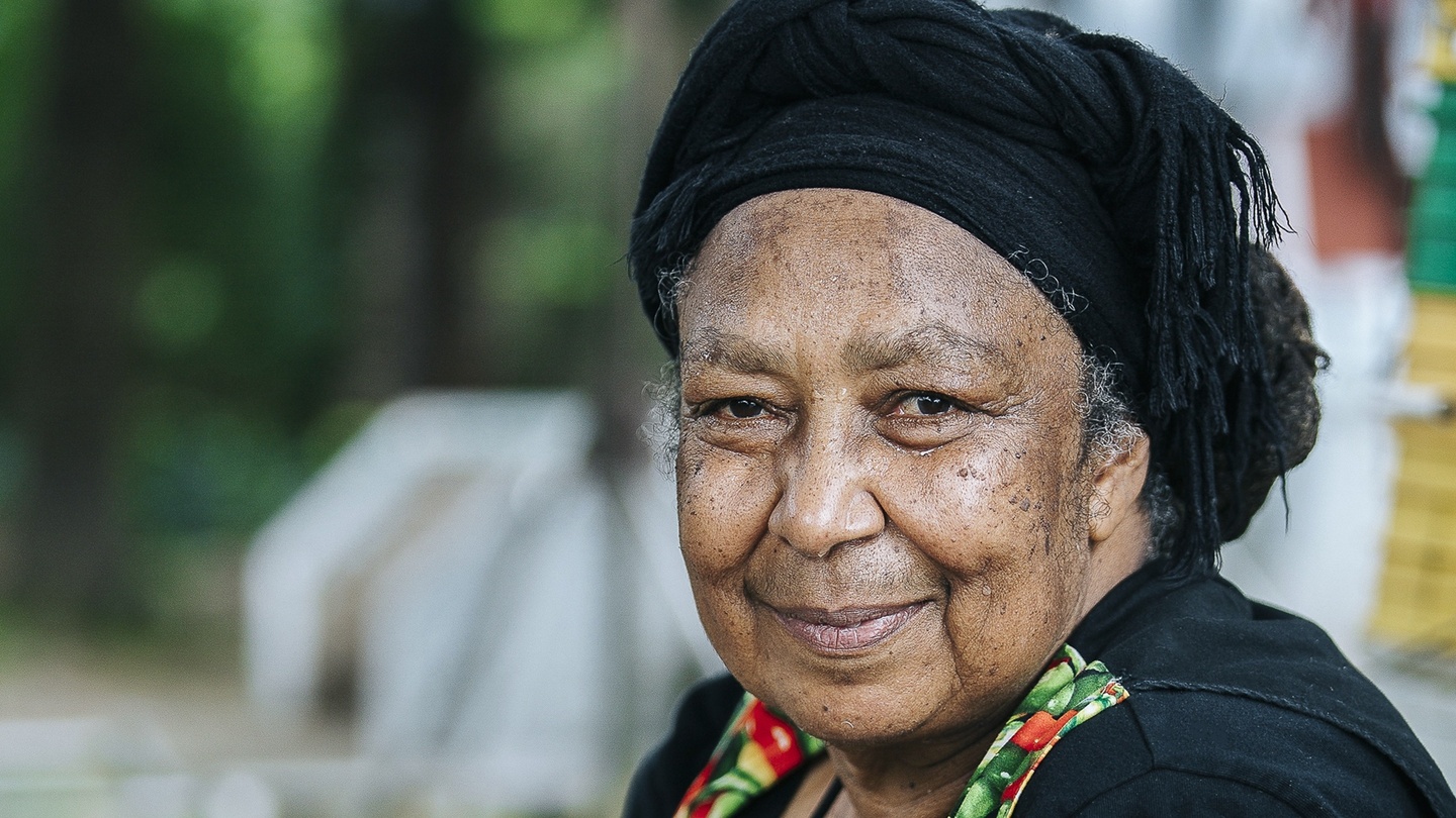 Yolanda Burrell's Instagram, Twitter & Facebook on IDCrawl