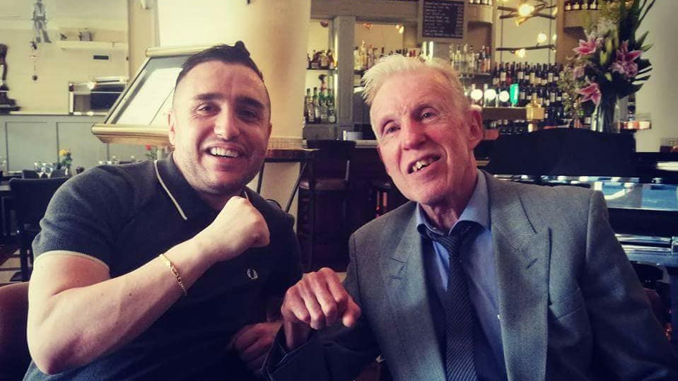 Sleachta Albert Einstein Faoi Reiligiún Albert Einstein. Nowe,