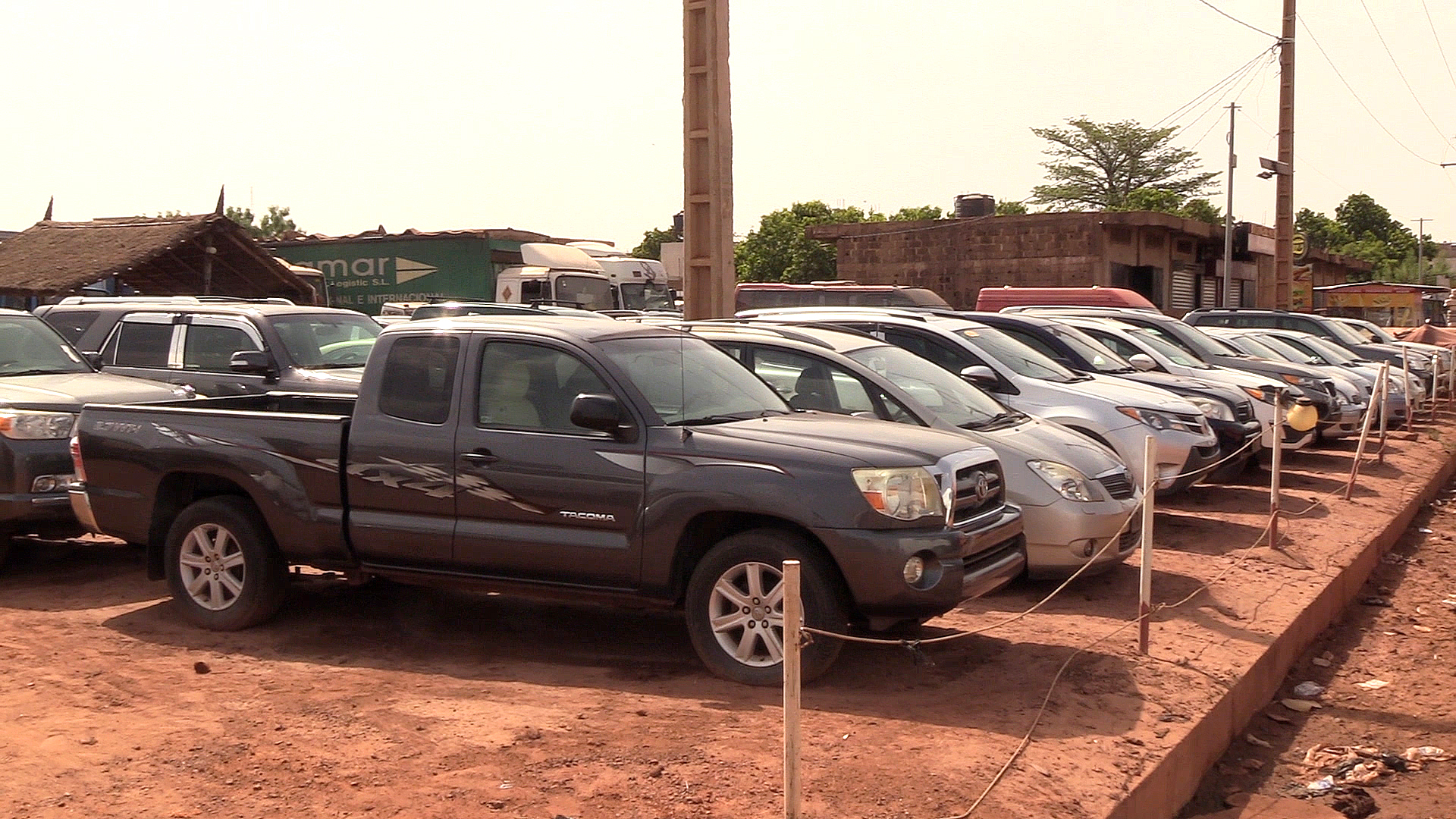 Mali: ça ne roule plus pour les voitures de seconde main | Le360 Afrique