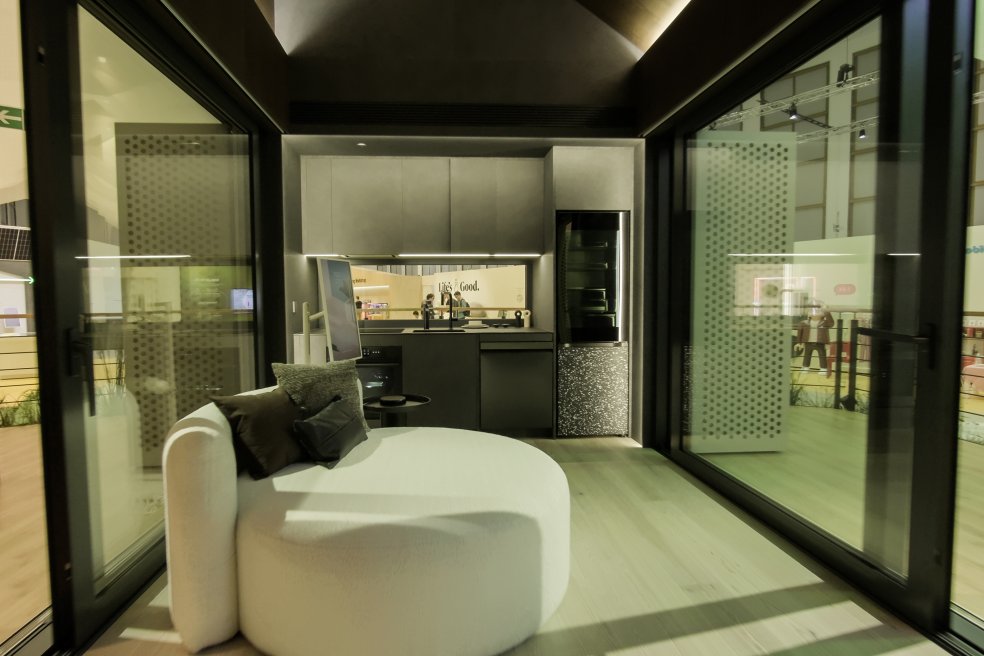 Ergonomie, autonomie, environnement: comment le chaebol coréen LG ...