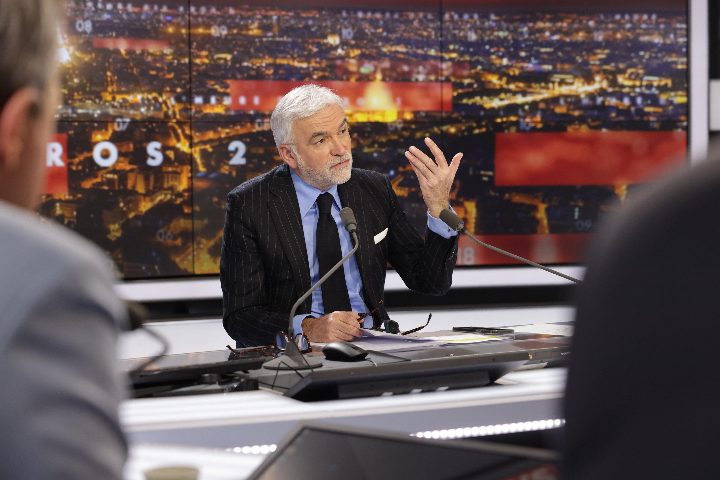 Audiences TV : CNews devient la première chaîne d’information de France en mai - Le Parisien