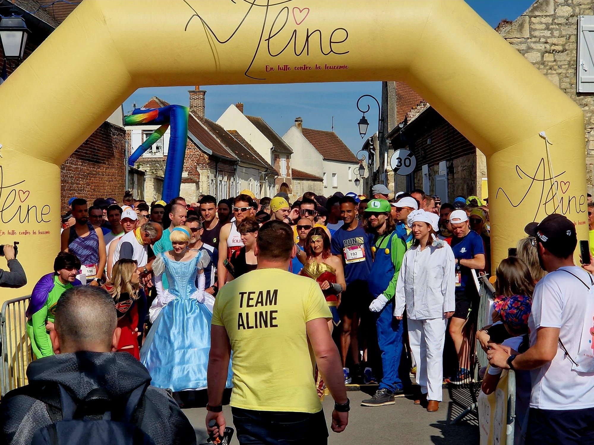 Cancer de l’enfant : en deux ans, une famille a réuni 200 000 euros de ...