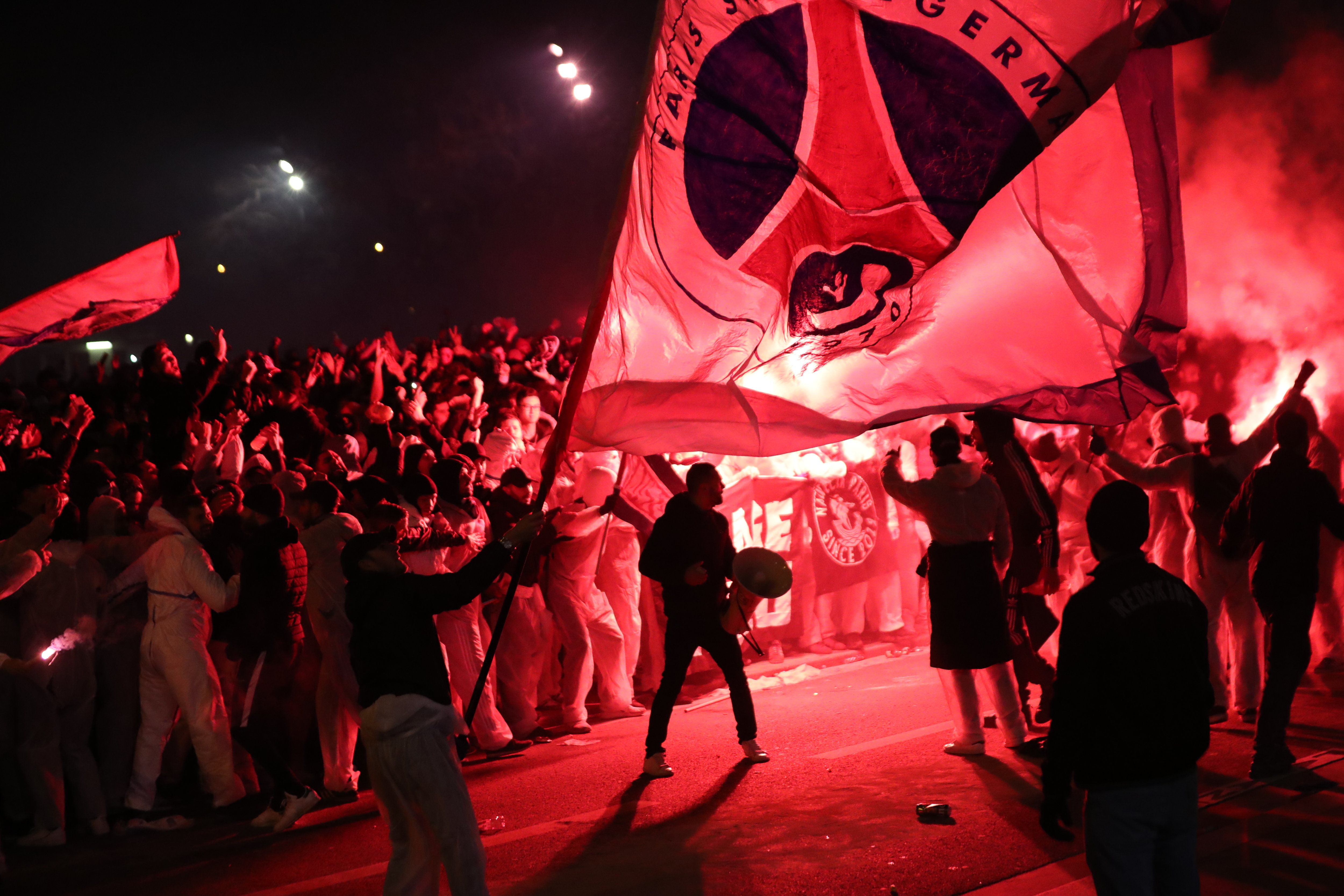 Les ultras du PSG et d’Europe opposés à la réforme de la Ligue des ...