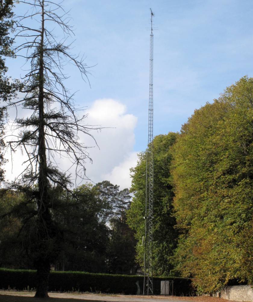 Rambouillet : feu vert à l’installation des antennes relais - Le Parisien