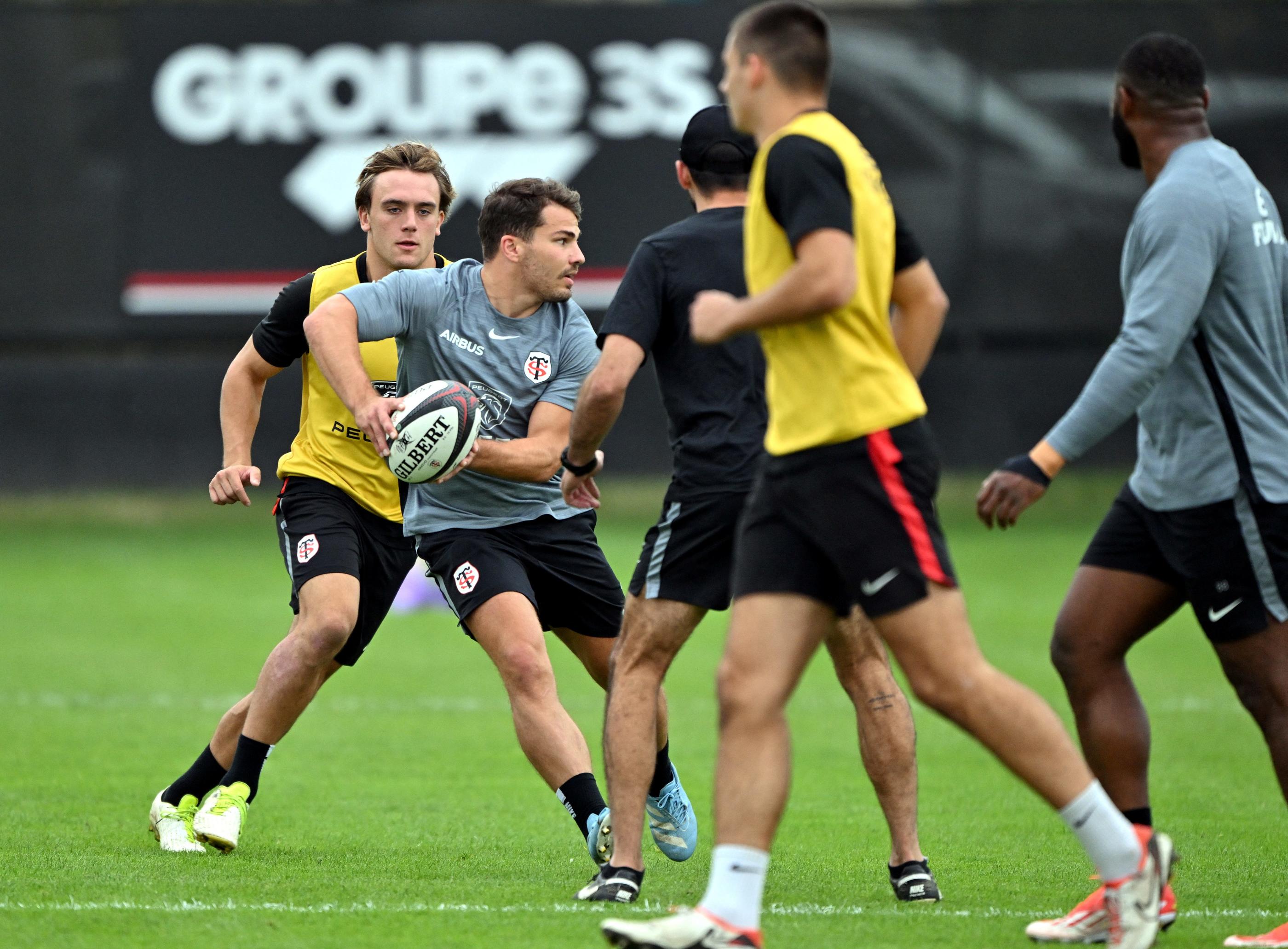 JO Paris 2024, rugby : l’idole Antoine Dupont a lancé la ruée vers l’or ...