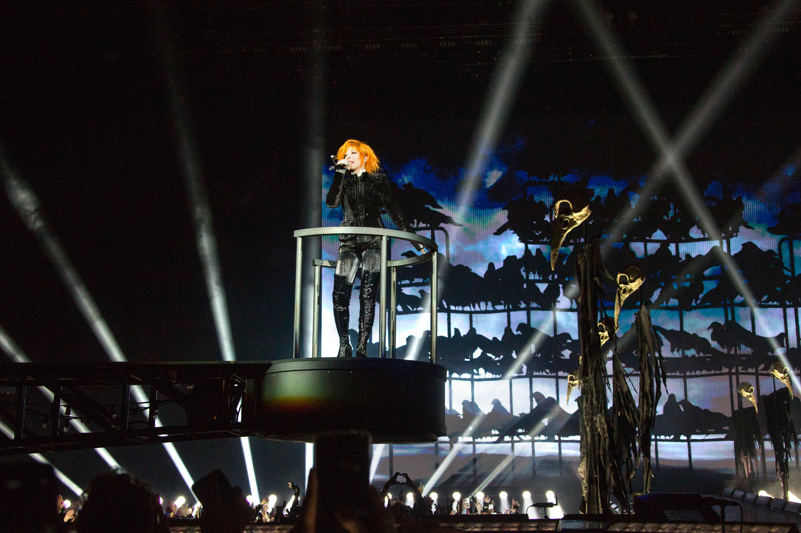 Concerts de Mylène Farmer au Stade de France : Seal en invité surprise ...