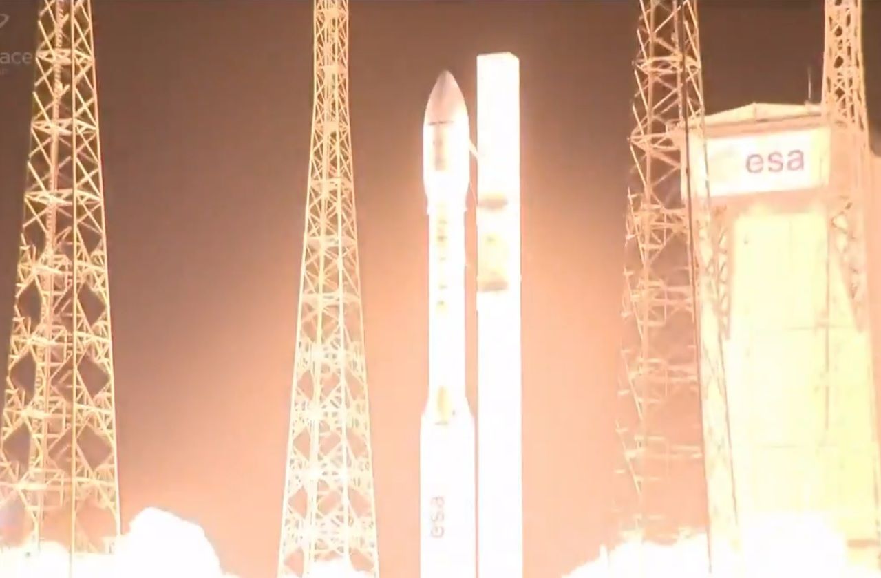 Mission Vega : échec du lancement du satellite français Taranis - Le ...