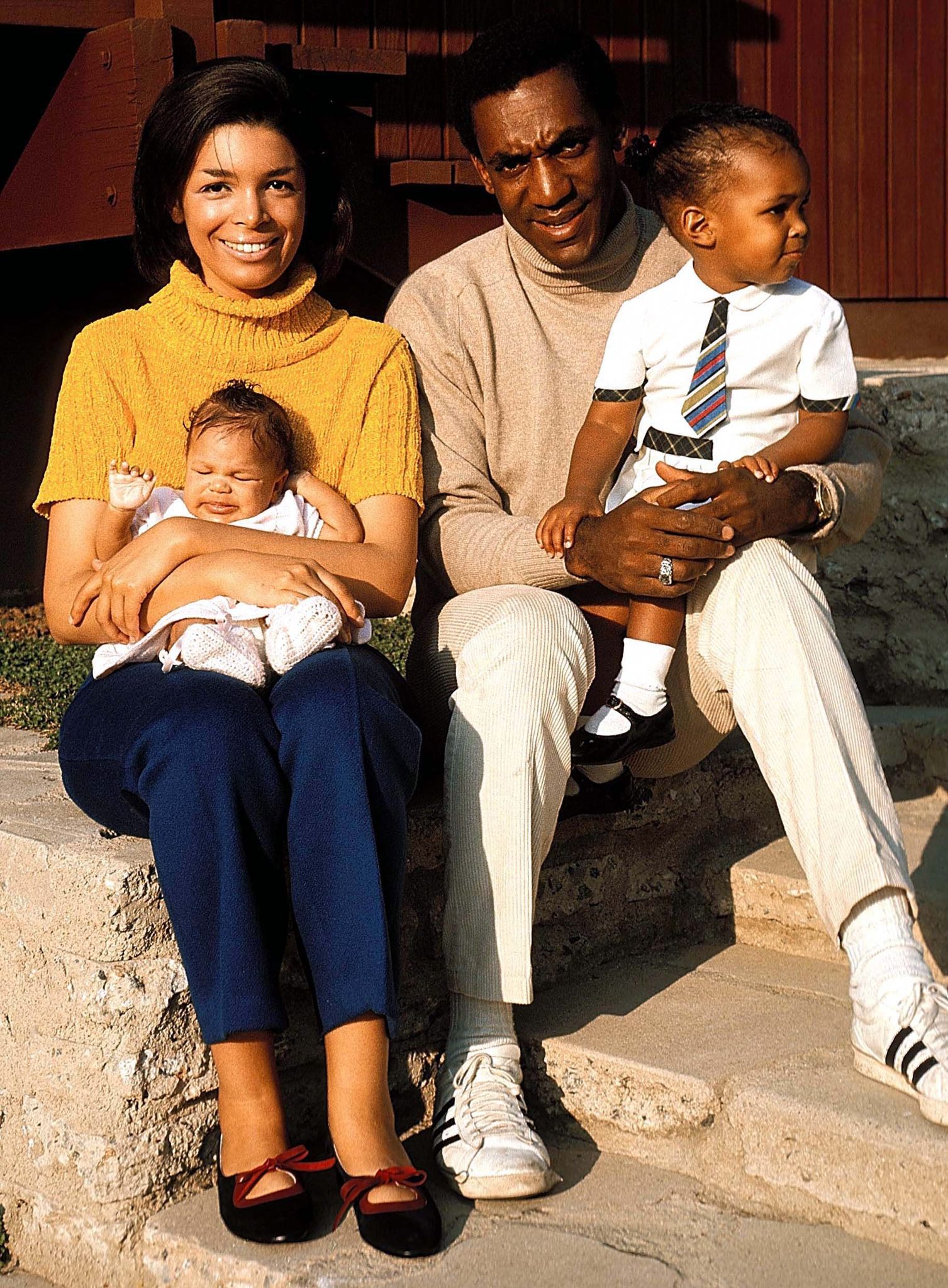 Le Jeune Bill Cosby Et Sa Femme Bicyclist & Pedestrian Safety People