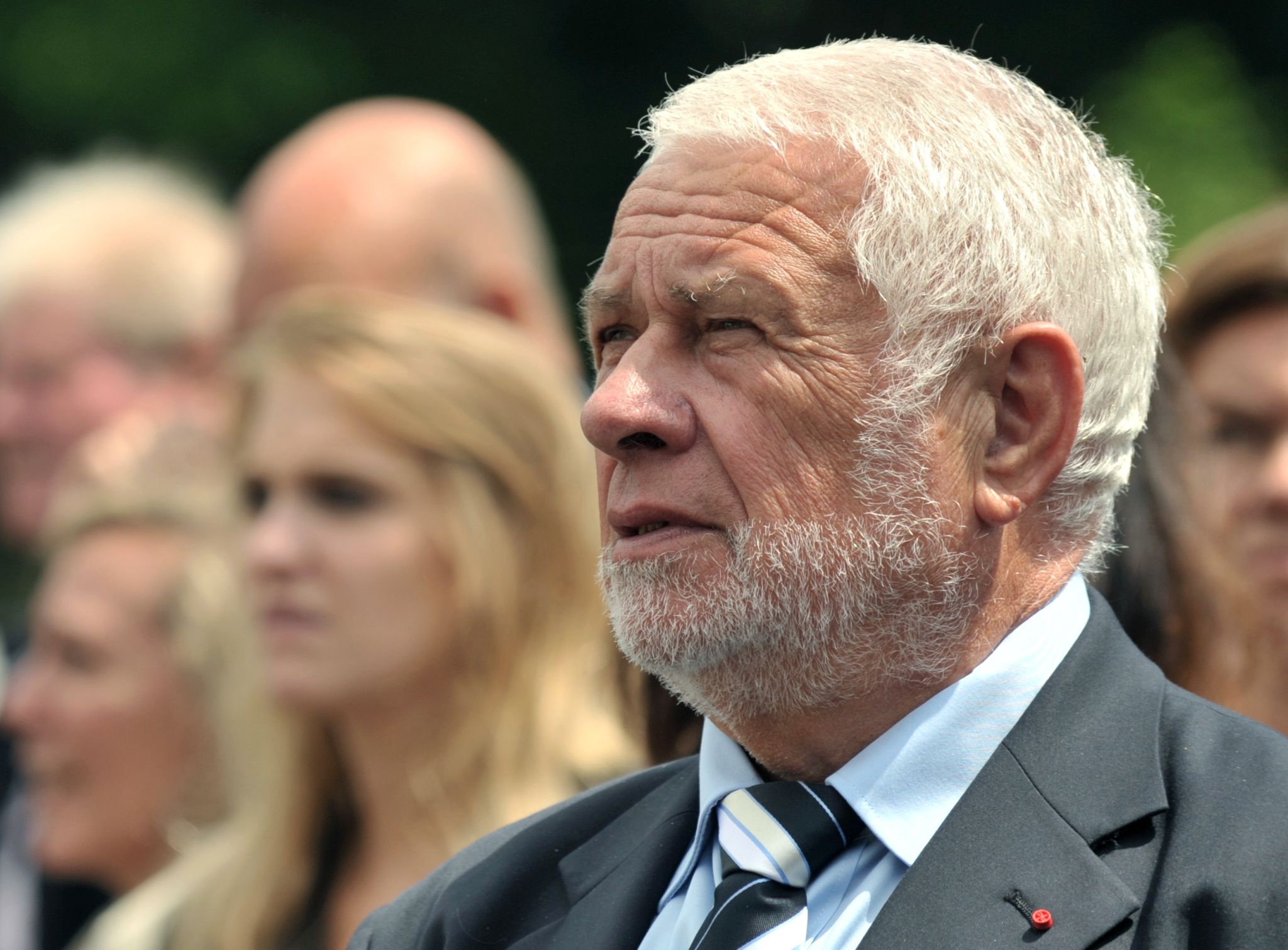 Robert Broussard's Instagram, Twitter & Facebook on IDCrawl