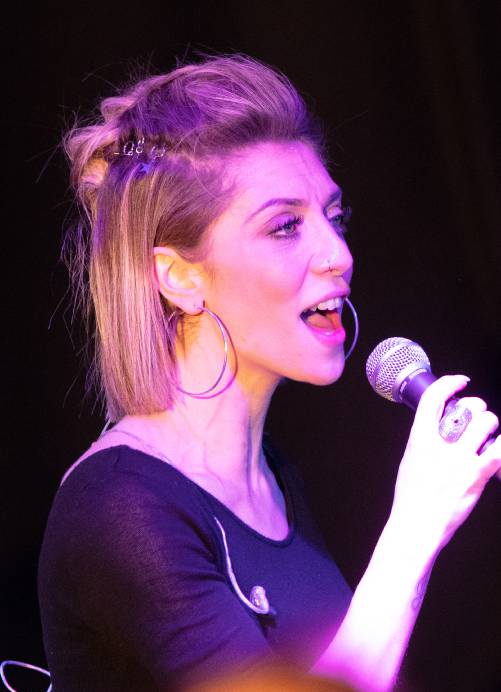 Jenny Rizzo's Instagram, Twitter & Facebook on IDCrawl