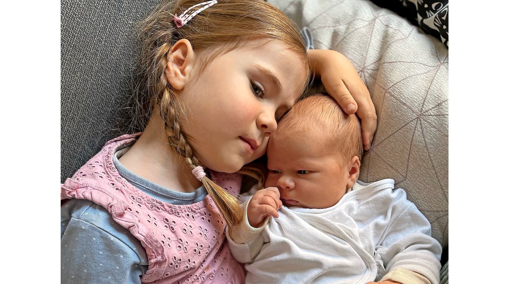 Anna Dippel's Instagram, Twitter & Facebook on IDCrawl