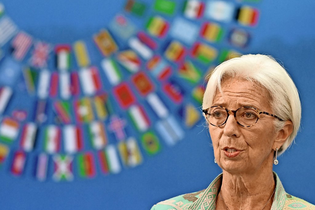 Lisa Hucke's Instagram, Twitter & Facebook on IDCrawl