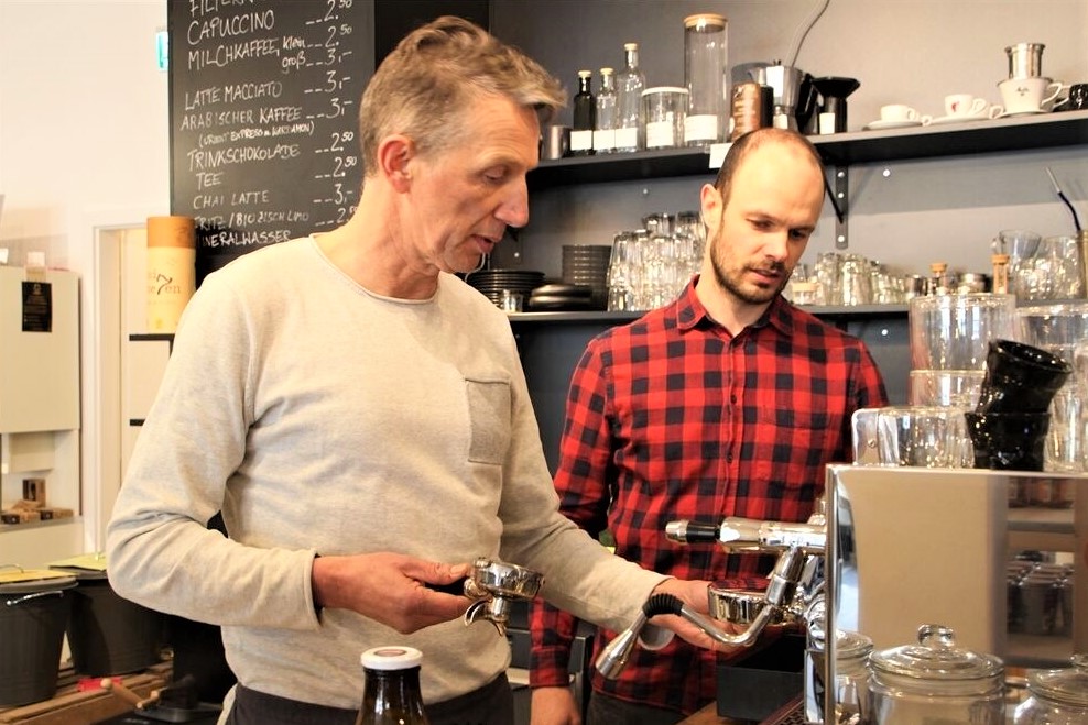 Utklipp Av Havregrynkjeks Spedition August Burk