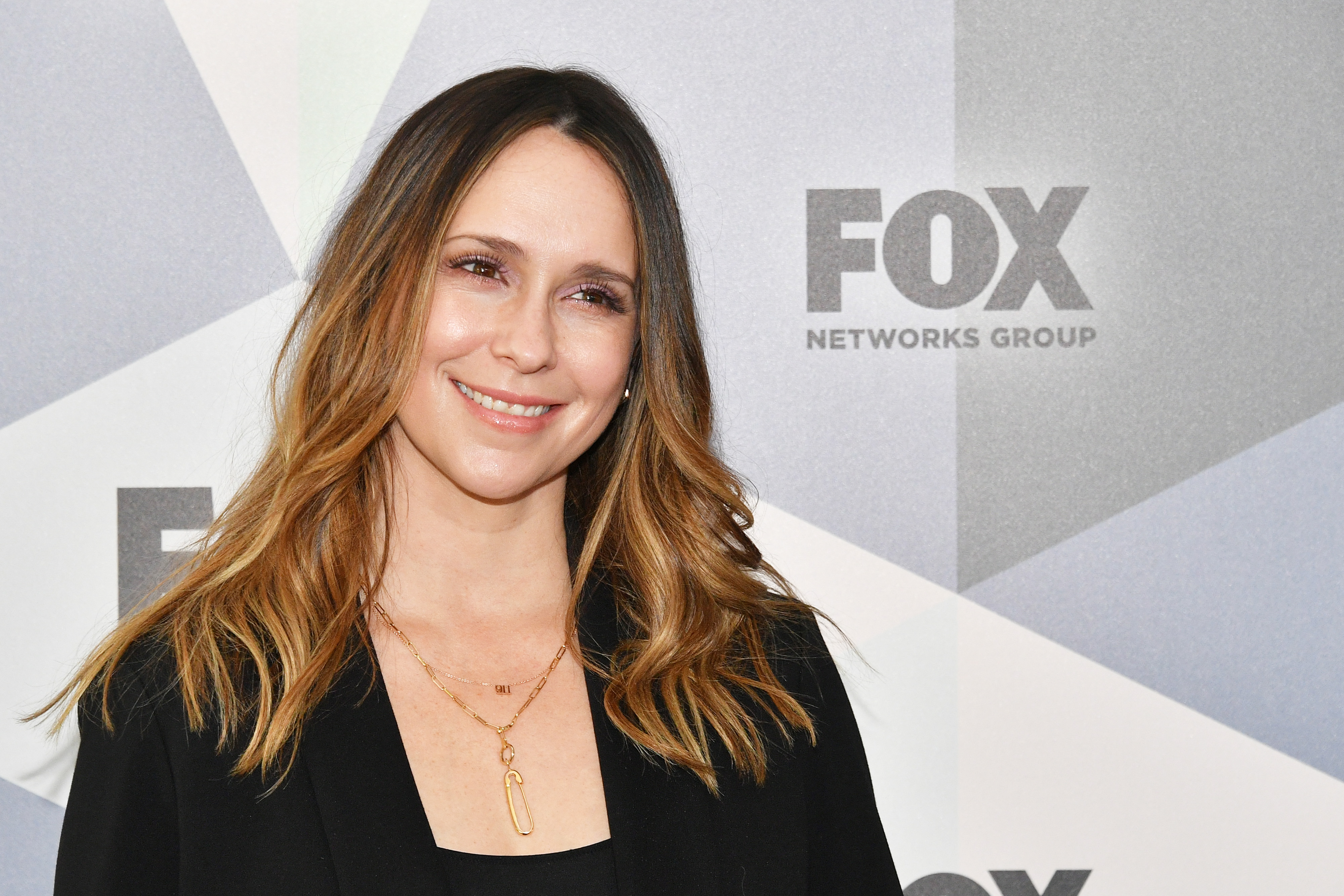 Jennifer Love Hewitt 2 Jennifer Love Hewitt : Jennifer Love Hewiit