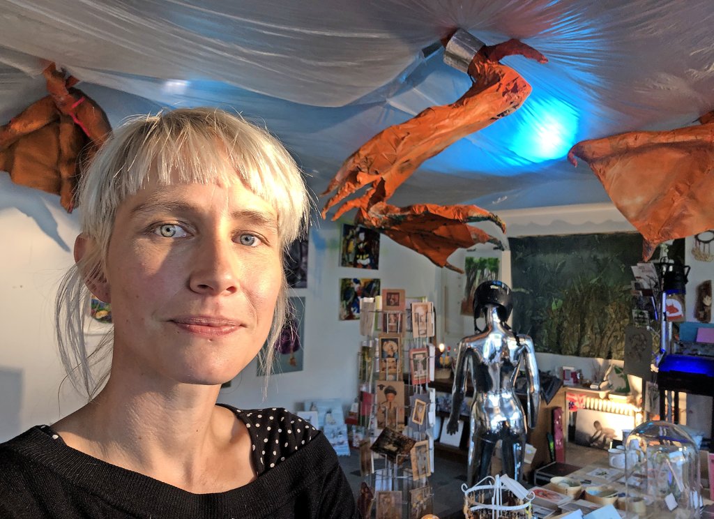 Nora Fritz's Instagram, Twitter & Facebook on IDCrawl