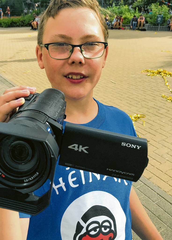 Alexander Hasler's Instagram, Twitter & Facebook on IDCrawl