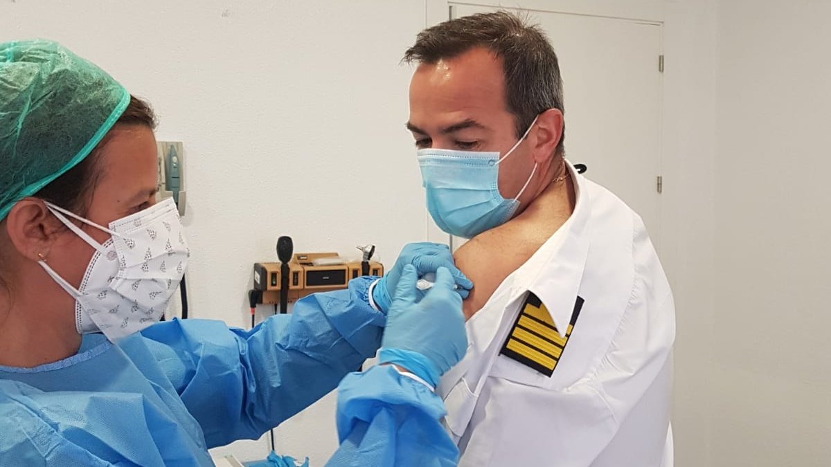 Defensa vacuna de la covid a los militares enviados en misión ...