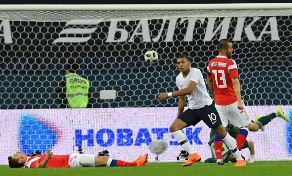 RUSIA, 1 - FRANCIA, 3: Cuando Mbappé manda, Francia asusta | Deportes ...